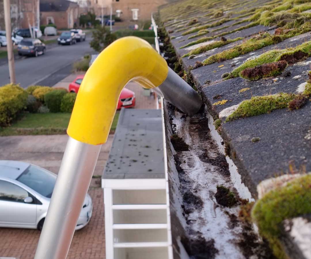 Residential Gutter Cleaning Systems with 20-Foot Reach Poles – EquipMaxx